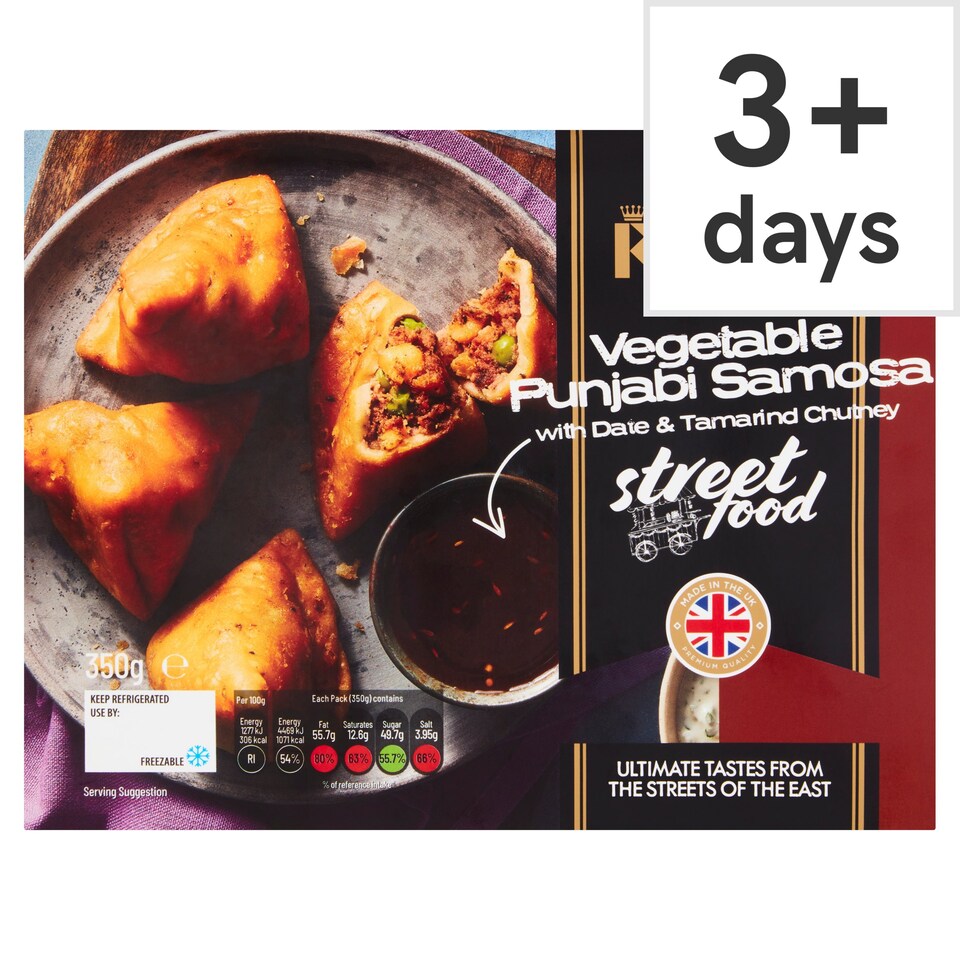 Royal Street Food Vegetable Punjabi Samosa with Date & Tamrind Chutney ...