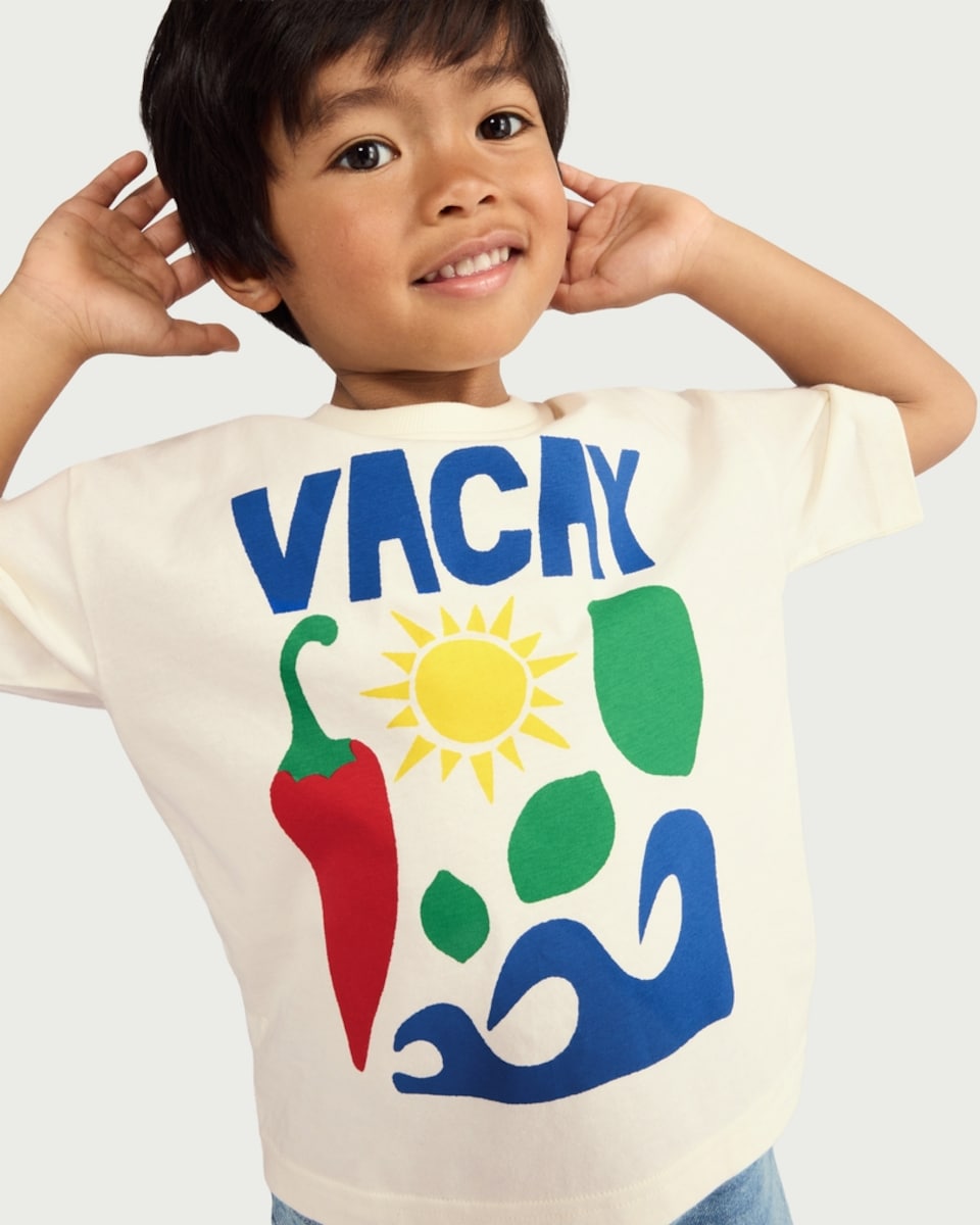 F&F Boys Pure Cotton Vacay Print T-Shirt in Cream - Tesco Groceries