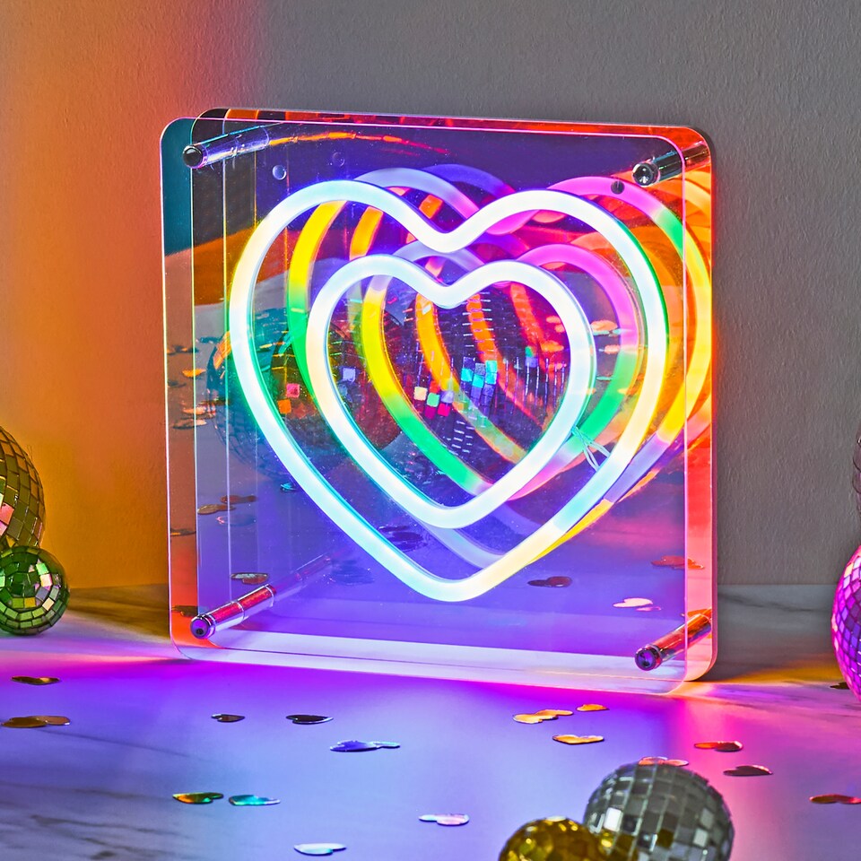 Global Gizmo Neon Infinity lights - Love Heart Lips Asstd - Tesco Groceries