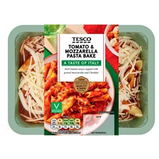 Tesco Tomato & Mozzarella Pasta Bake 400G - Tesco Groceries