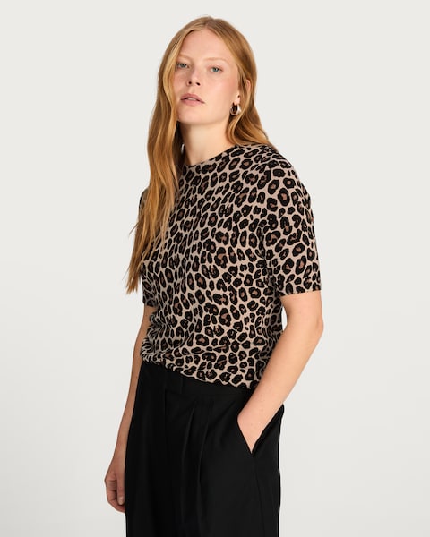 F&F Leopard Print Short Sleeved Jumper in Multi Brown - Tesco Groceries