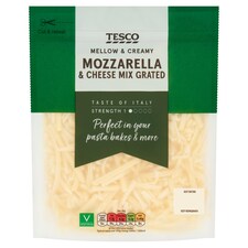 Tesco Mozzarella & Cheese Mix 250g - Tesco Groceries