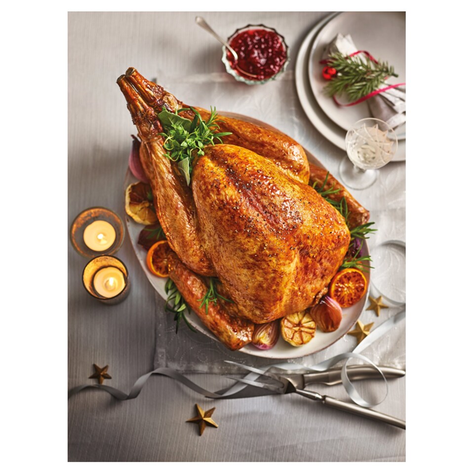 Tesco Finest East Anglian Gold Free Range Whole Turkey Medium 4kg - 5 ...