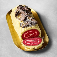 73. Tesco Finest White Chocolate & Red Velvet Yule Log 474g (Serves 8 ...