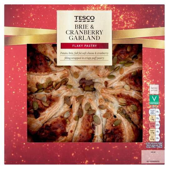 Tesco Brie & Cranberry Garland 500G - Tesco Groceries