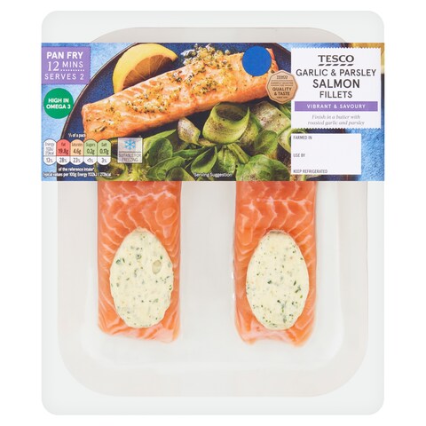 Tesco Garlic & Parsley Salmon Fillets Vibrant & Savoury 240g - Tesco ...