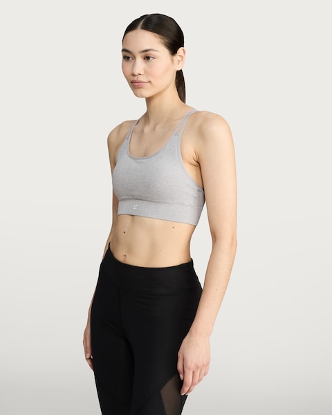 F&F Active 2-Pack Seamfree Double Strap Sports Bra in White - Tesco ...
