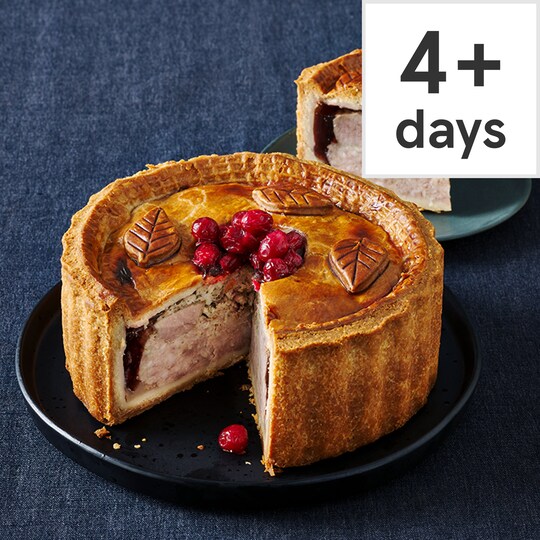 Tesco Finest Cranberry Topped Pork, Turkey & Stuffing Pie Serves 12 ...