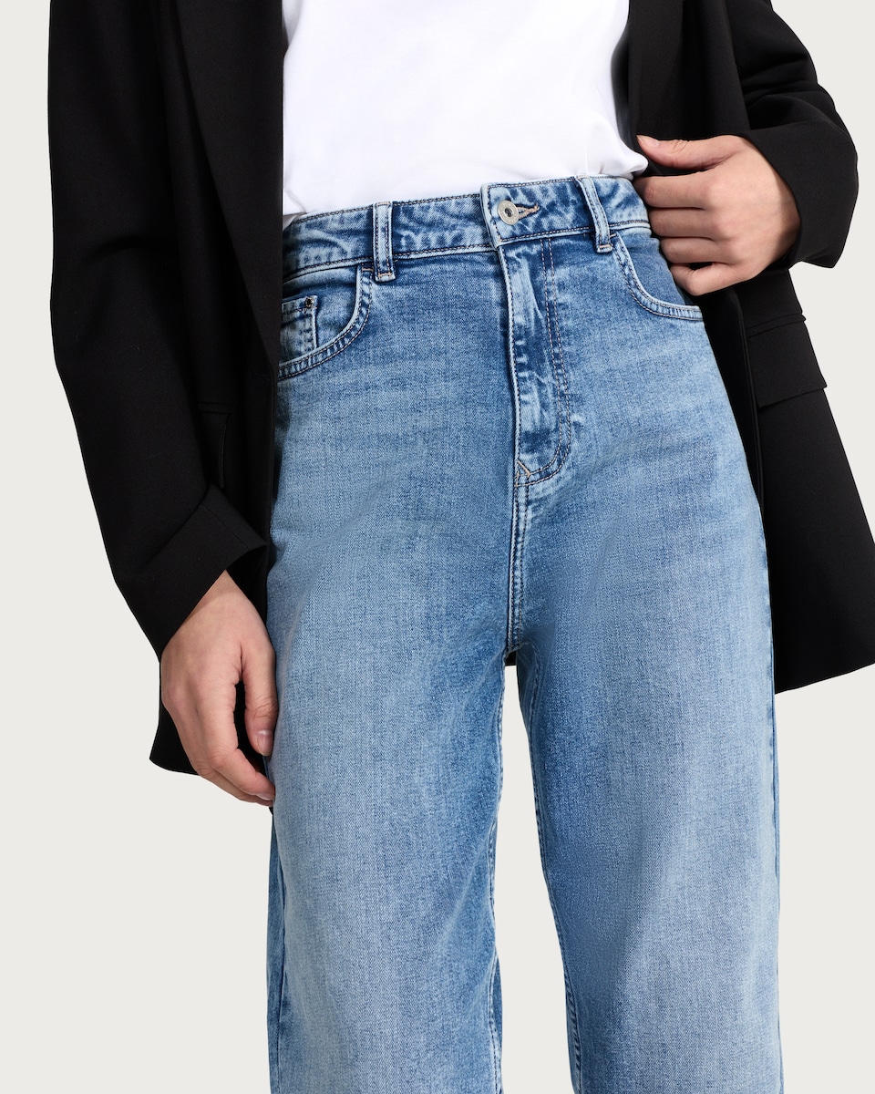 F&F High Rise Slim Fit Mom Jeans in Blue - Tesco Groceries
