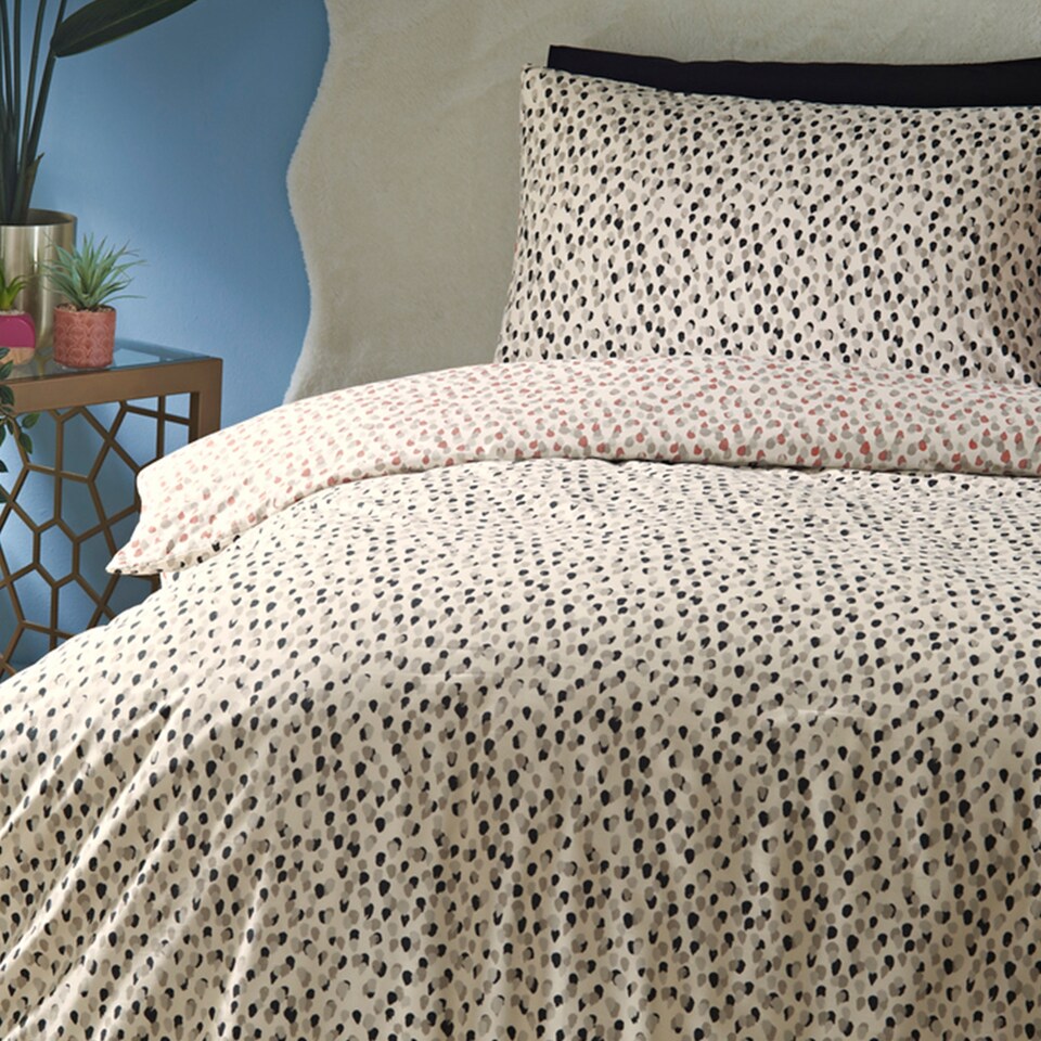 Cosmo Living Dotty Duvet Set Super King - Tesco Groceries