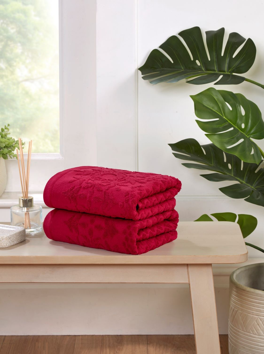 Versailles Jacquard Cotton Bath Sheet Towels Set Of 2 | Red | Bath ...