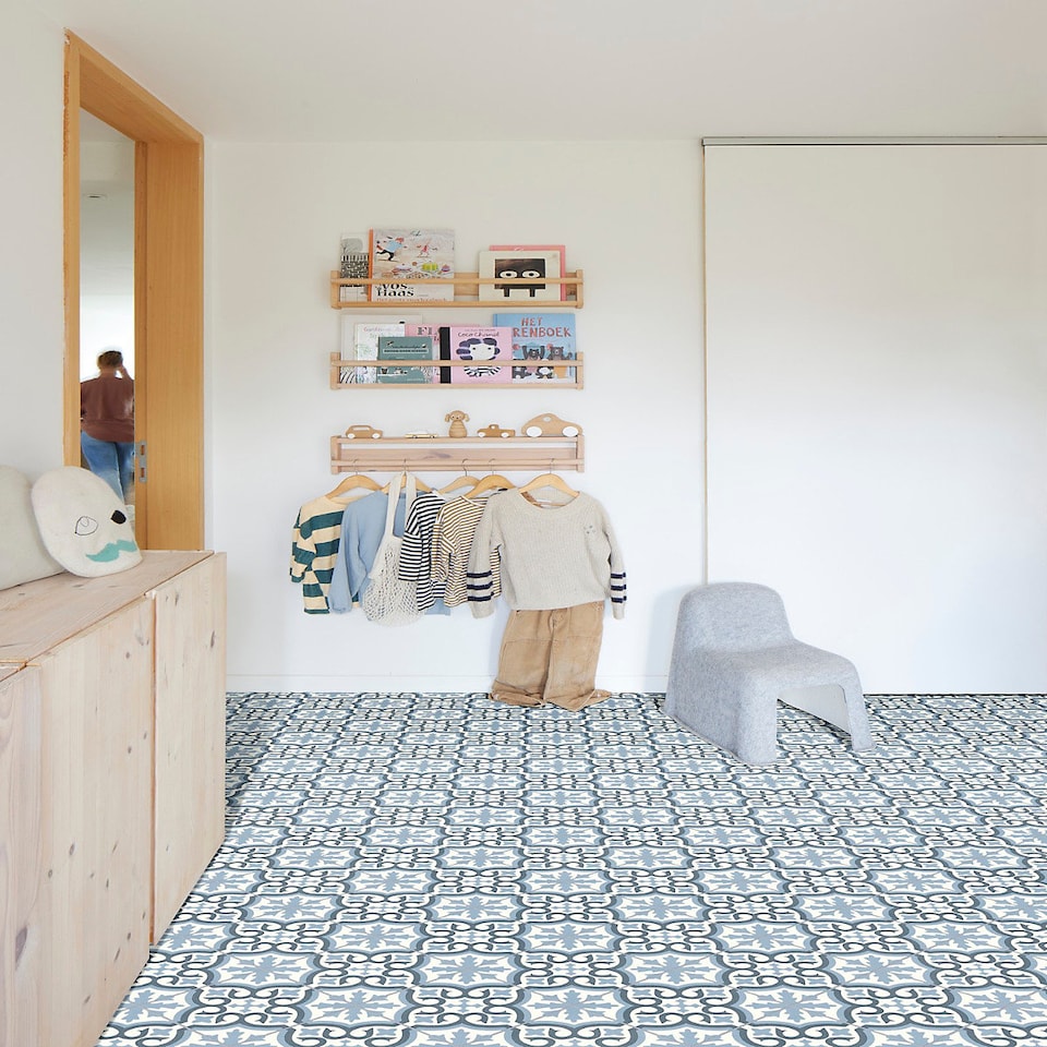 Blue Designer Effect Vinyl Flooring For Kitchen, Bathroom, 2.6mm Thick ...