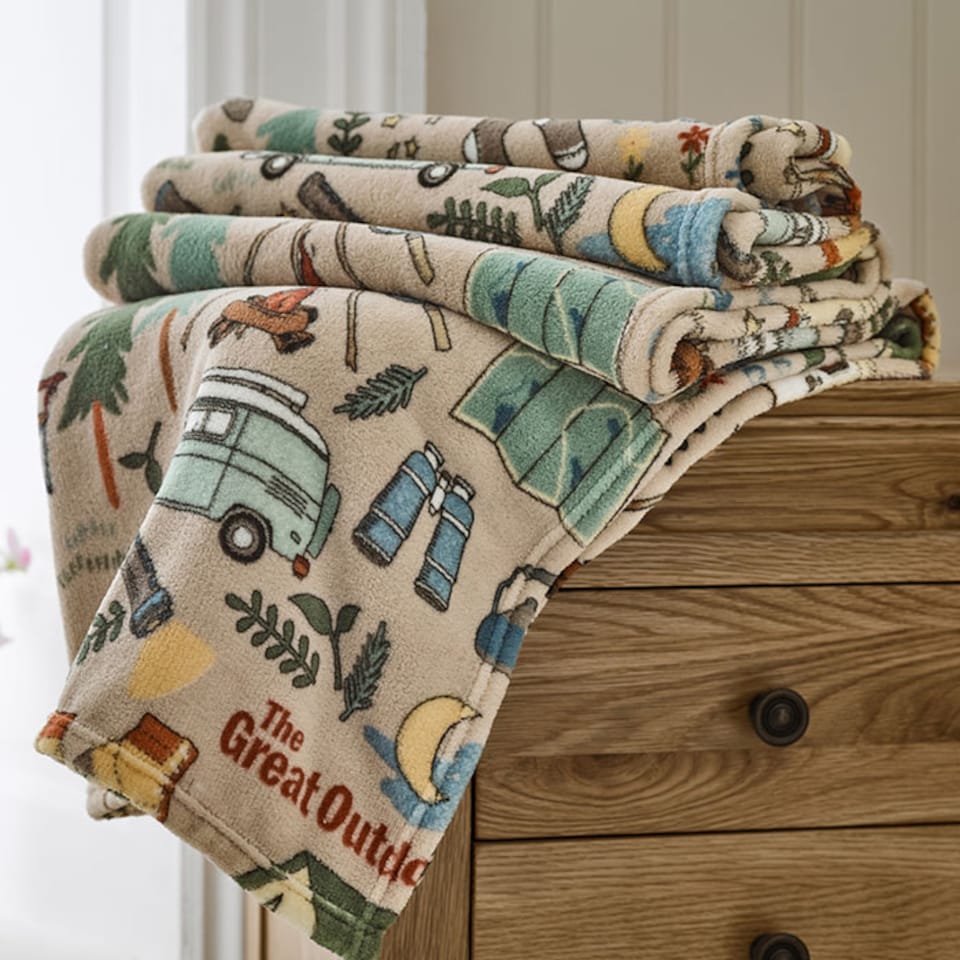 Great Outdoor Comfort Printed Throw - Tesco Groceries
