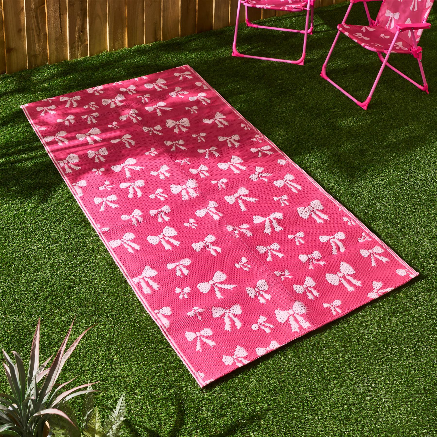 OHS Bows Reversible Outdoor Garden Rug Waterproof Area Mat - Tesco ...