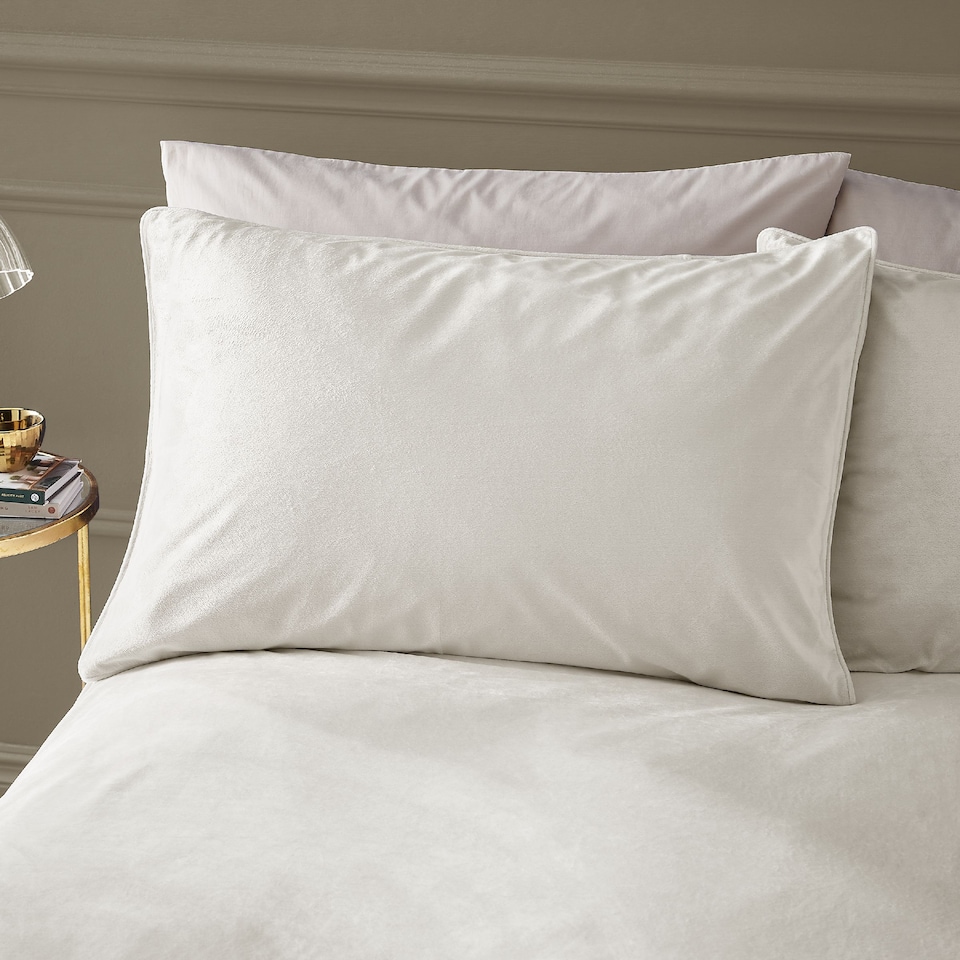 Kingsley Soft Matt Velvet Duvet Cover Set | Cream | Double - Tesco ...