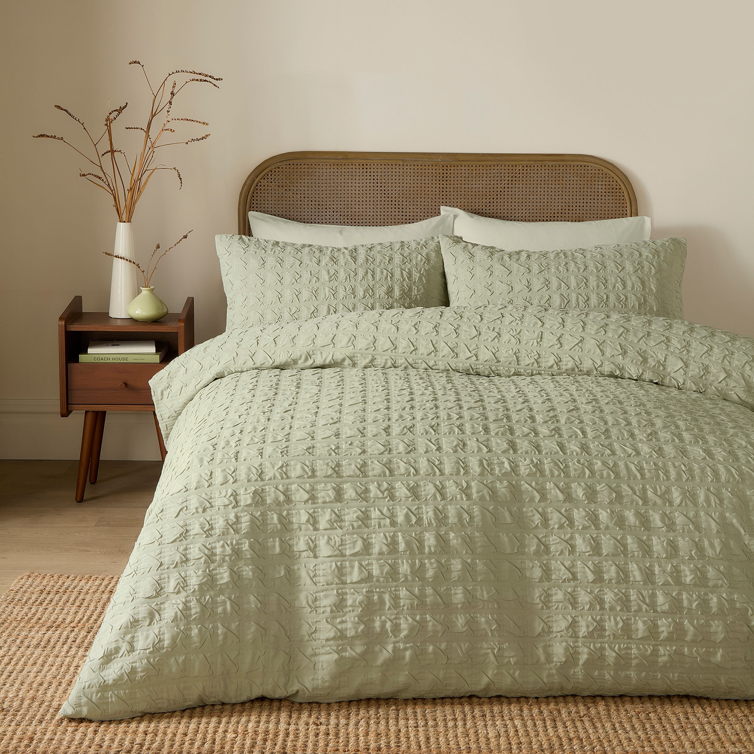 Serene Embossed Grid Duvet Cover Set Green - Tesco Groceries