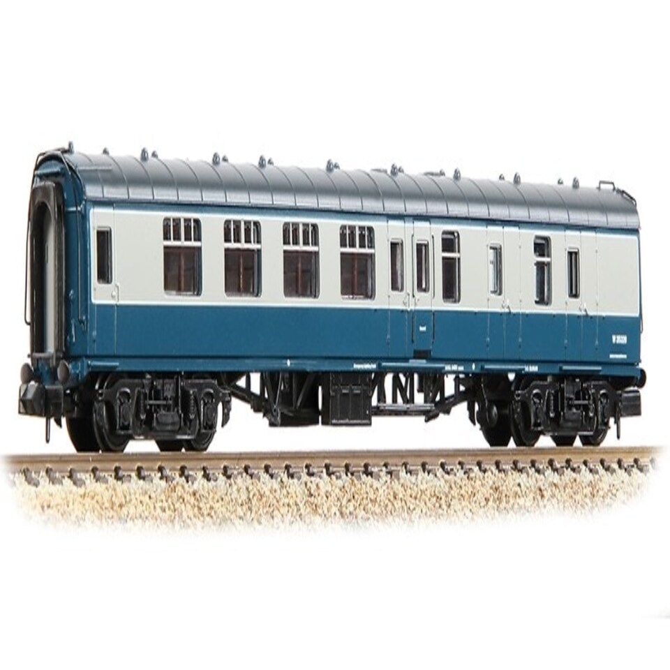Graham Farish Mk1 BSK BR Blue/Grey W35328 - Tesco Groceries