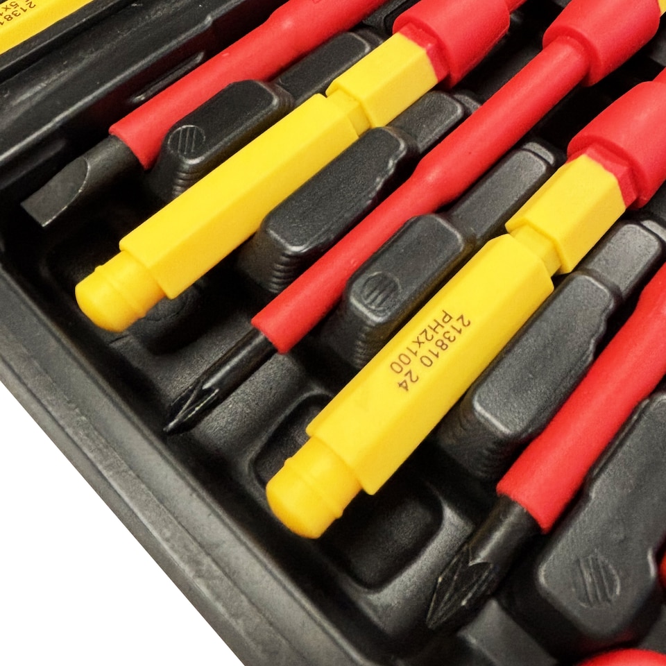 Lumberjack 13 Piece VDE Insulated Electrician Screwdriver Set In ...