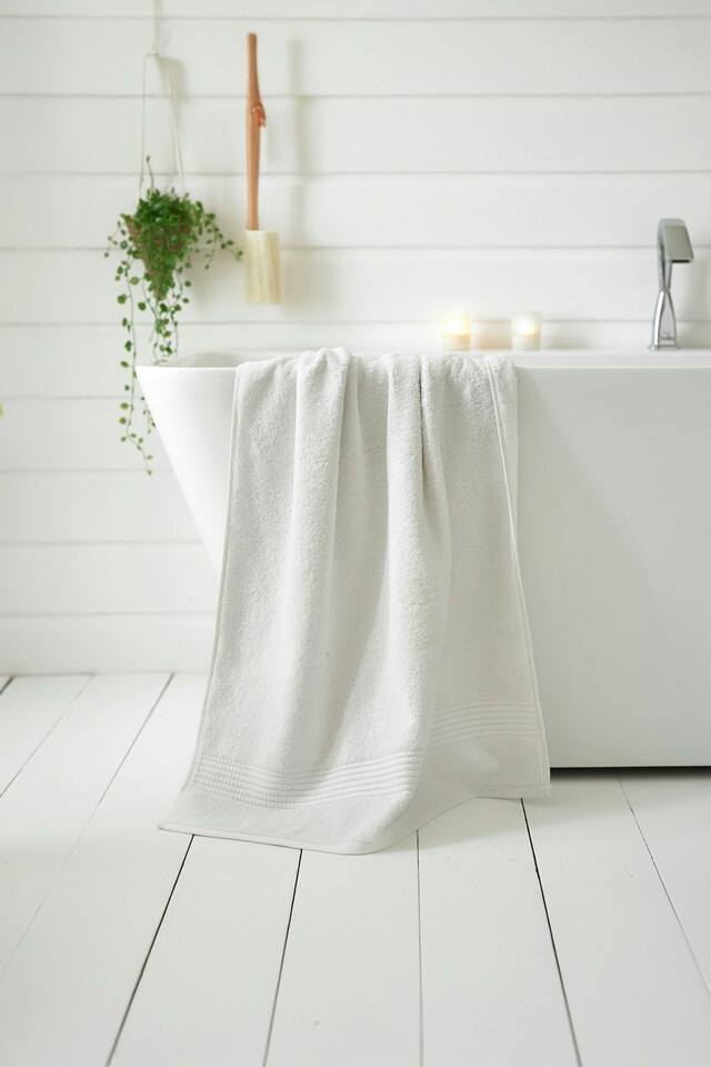 Poloma 700GSM Supersoft Cotton Towels – Ultra-Absorbent, Premium ...