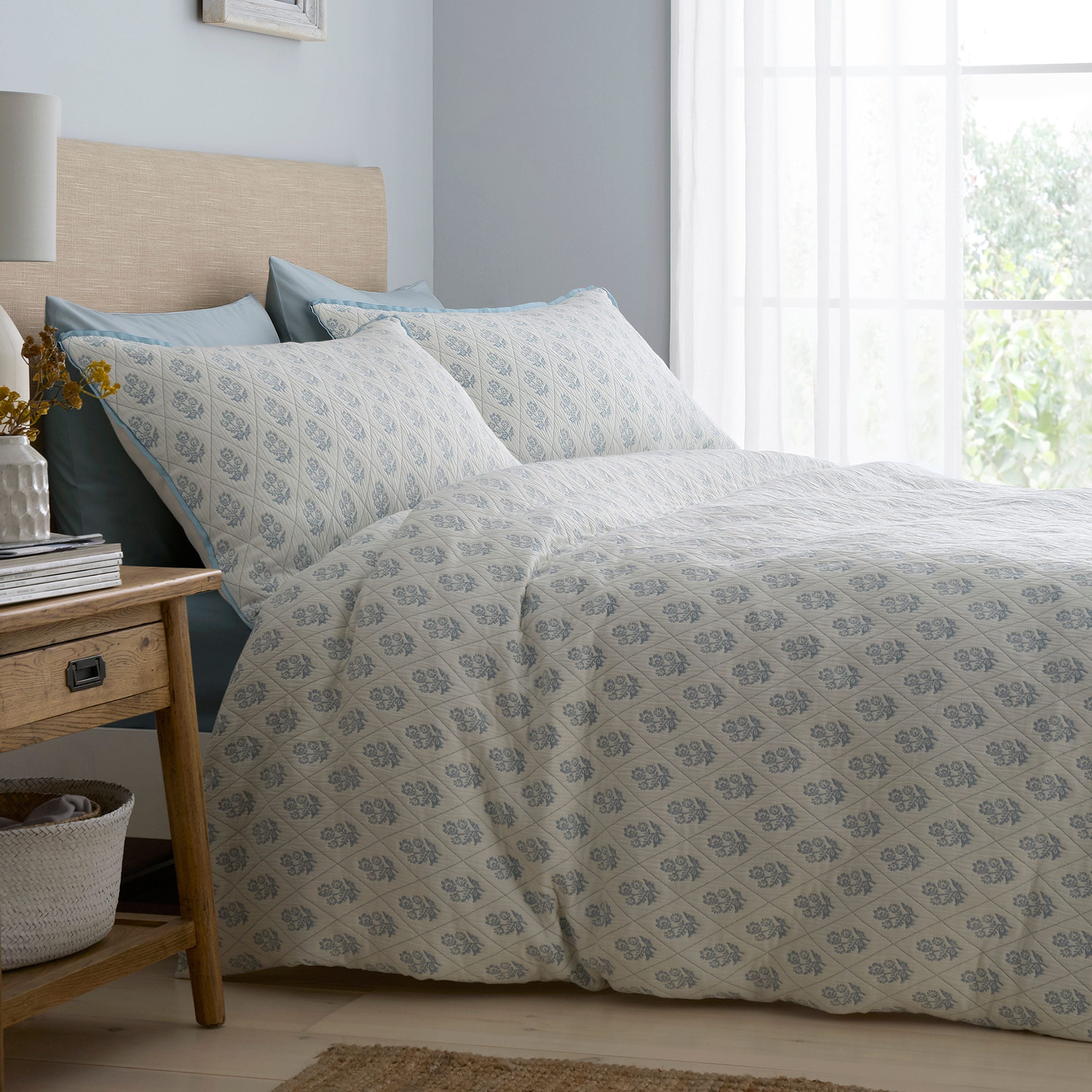 D & D Block Floral Duvet Cover Set Blue - Tesco Groceries